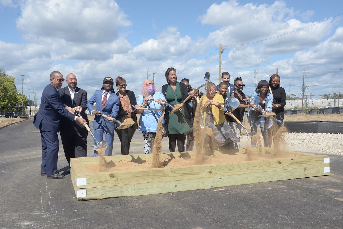 D.C. Officials Celebrate Groundbreaking on The Asberry at Barry Farm ...