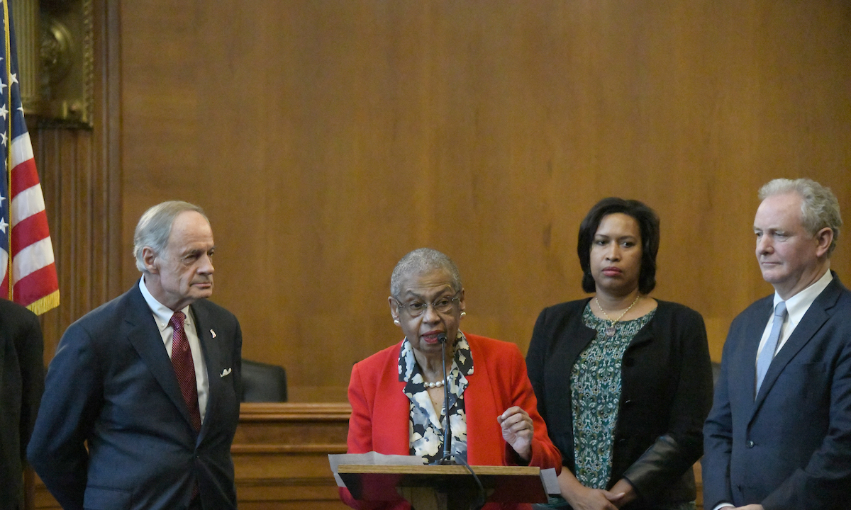 Carper Introduces D.C. Statehood Bill in the U.S. Senate