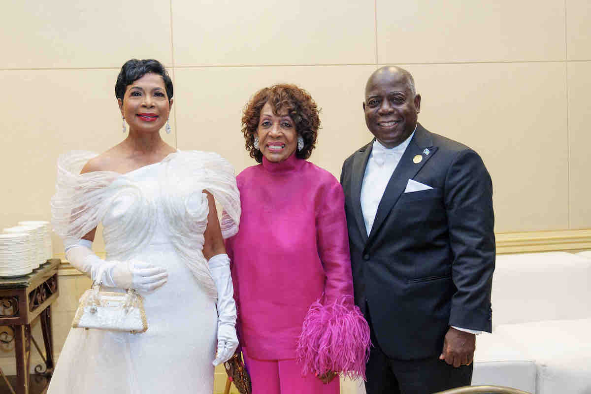 Congressman Maxine Waters Participates in the Bahamas' Independence ...
