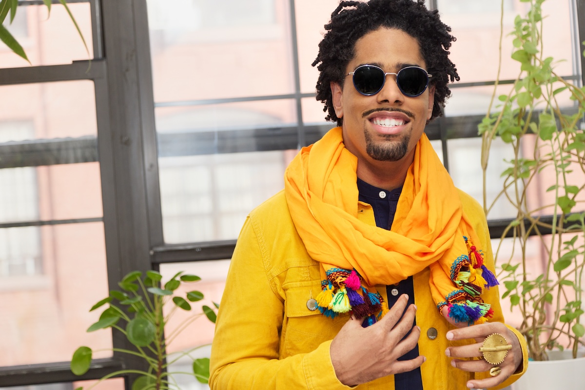 Matthew Whitaker's 'On Their Shoulders' pays tribute to organ greats ...