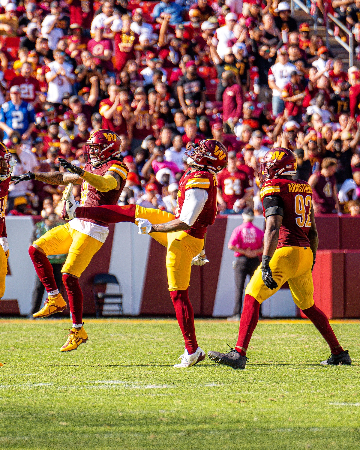 Daniels' record-breaking performance leads Commanders to victory - The ...